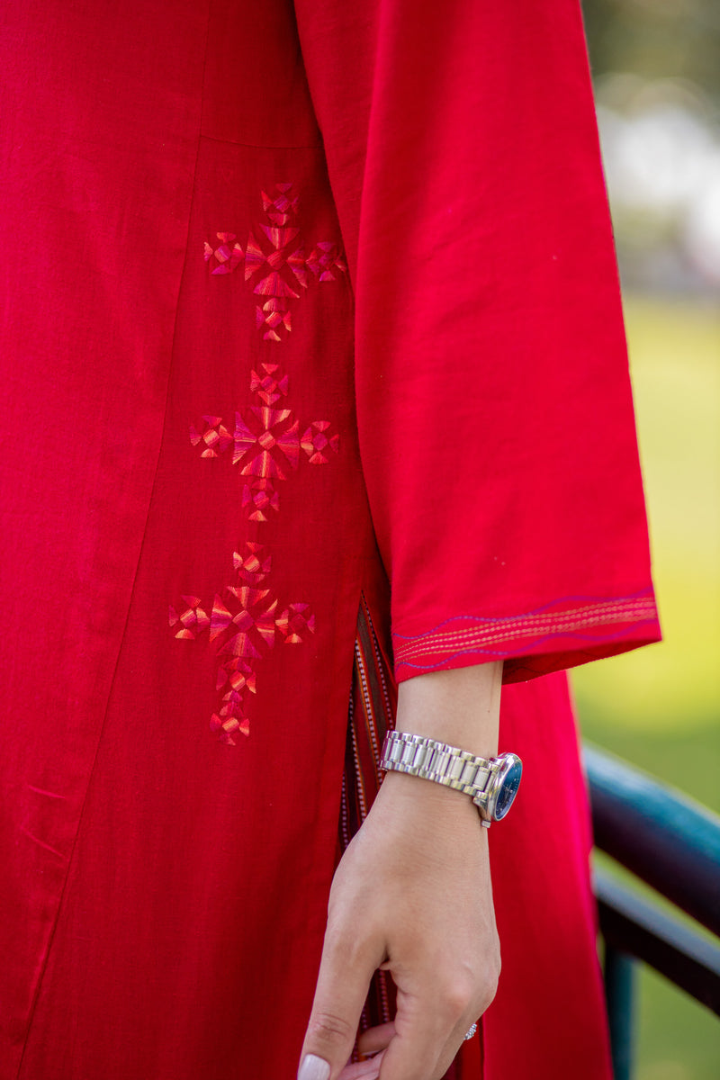 Red Sindhi Kurta – IHT Pakistan
